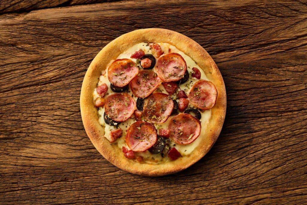 iFood cria pizzas exclusivas em parceria com Alok, Pabllo Vittar e ...